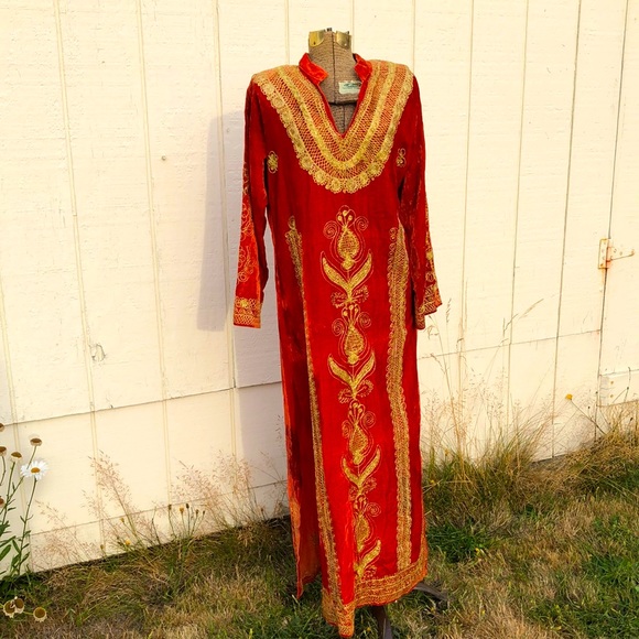 Dresses | Velvet Embroidered Indian Robe Gown Cosplay Maxi Vintage ...